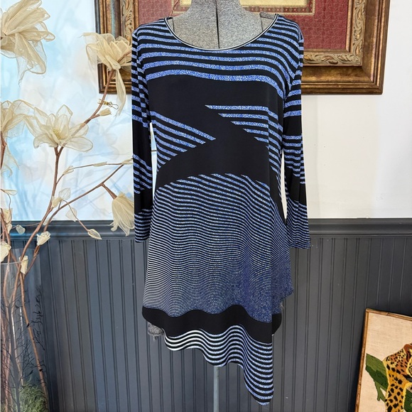 Clara Sun Woo | Tops | Clara Sun Woo Asymmetrical Artsy Print Slinky ...